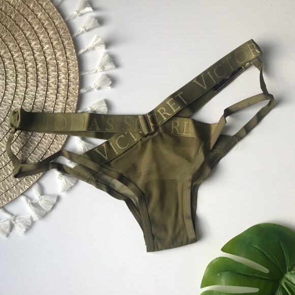 Victoria's Secret | Intimates & Sleepwear | Victorias Secret Crossover ...